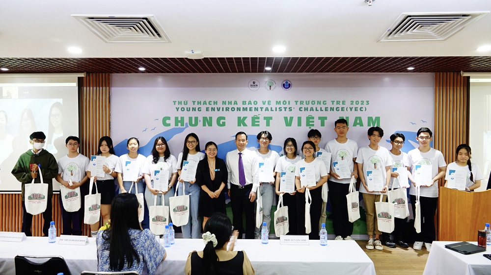 LMS ĐHQG-HCM : Admin User: Chung kết cuộc thi Thử thách Nhà bảo vệ Môi trường trẻ lần IV